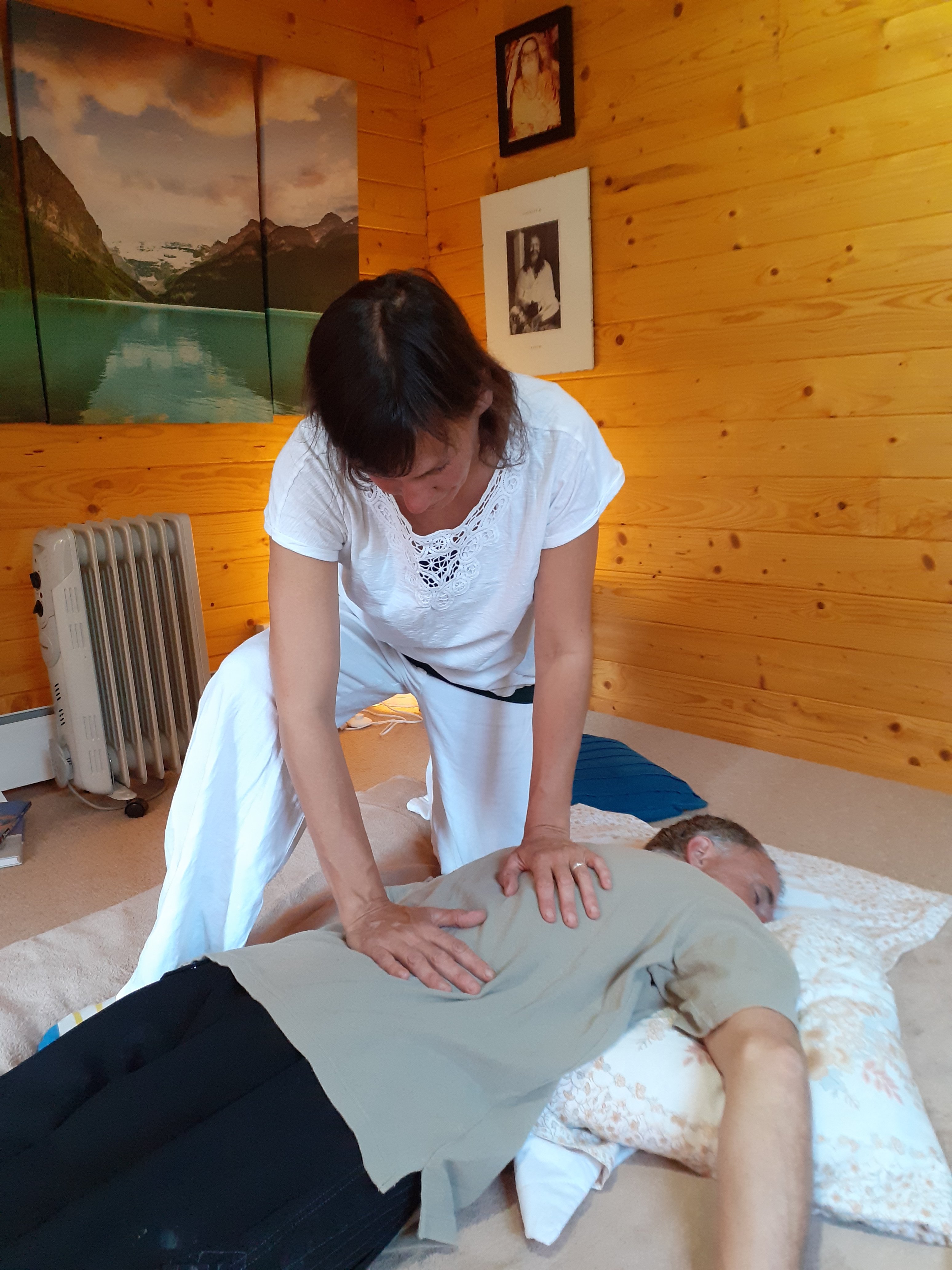 Shiatsu – Counselling & Shiatsu